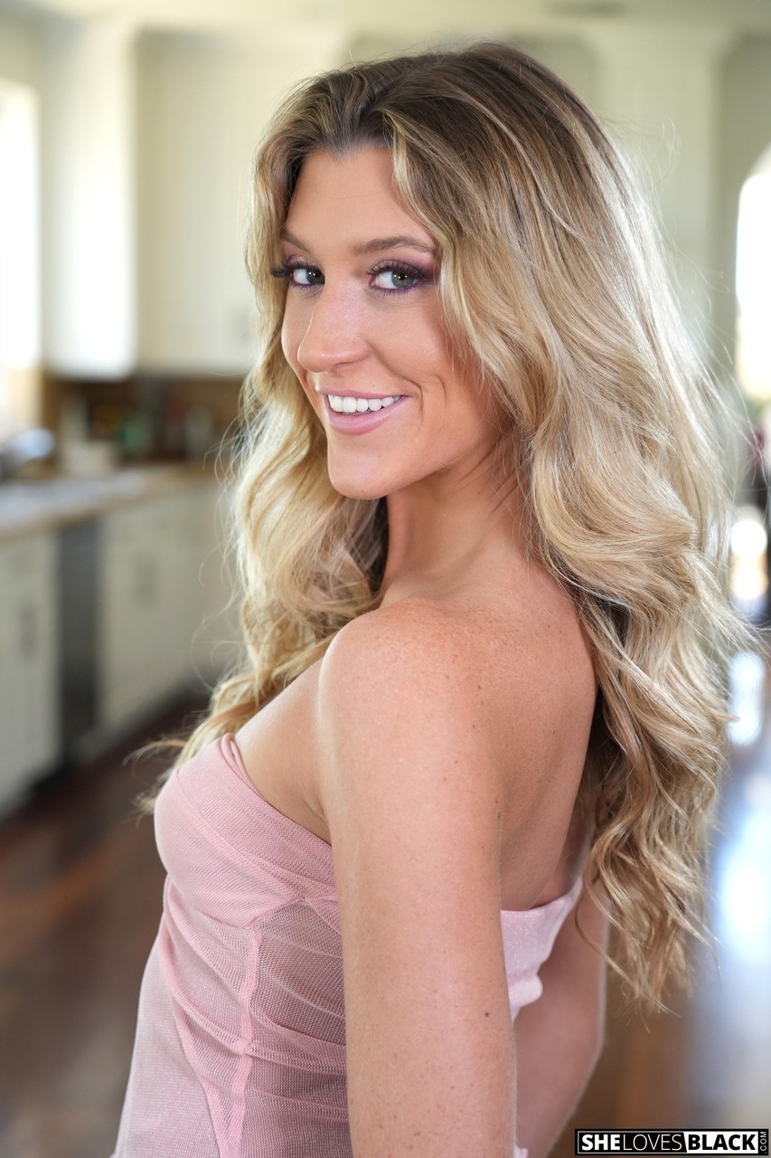 Addison Vodka Gallery - Wallpics.Net - Wallpapers, Photos, Pictures ...